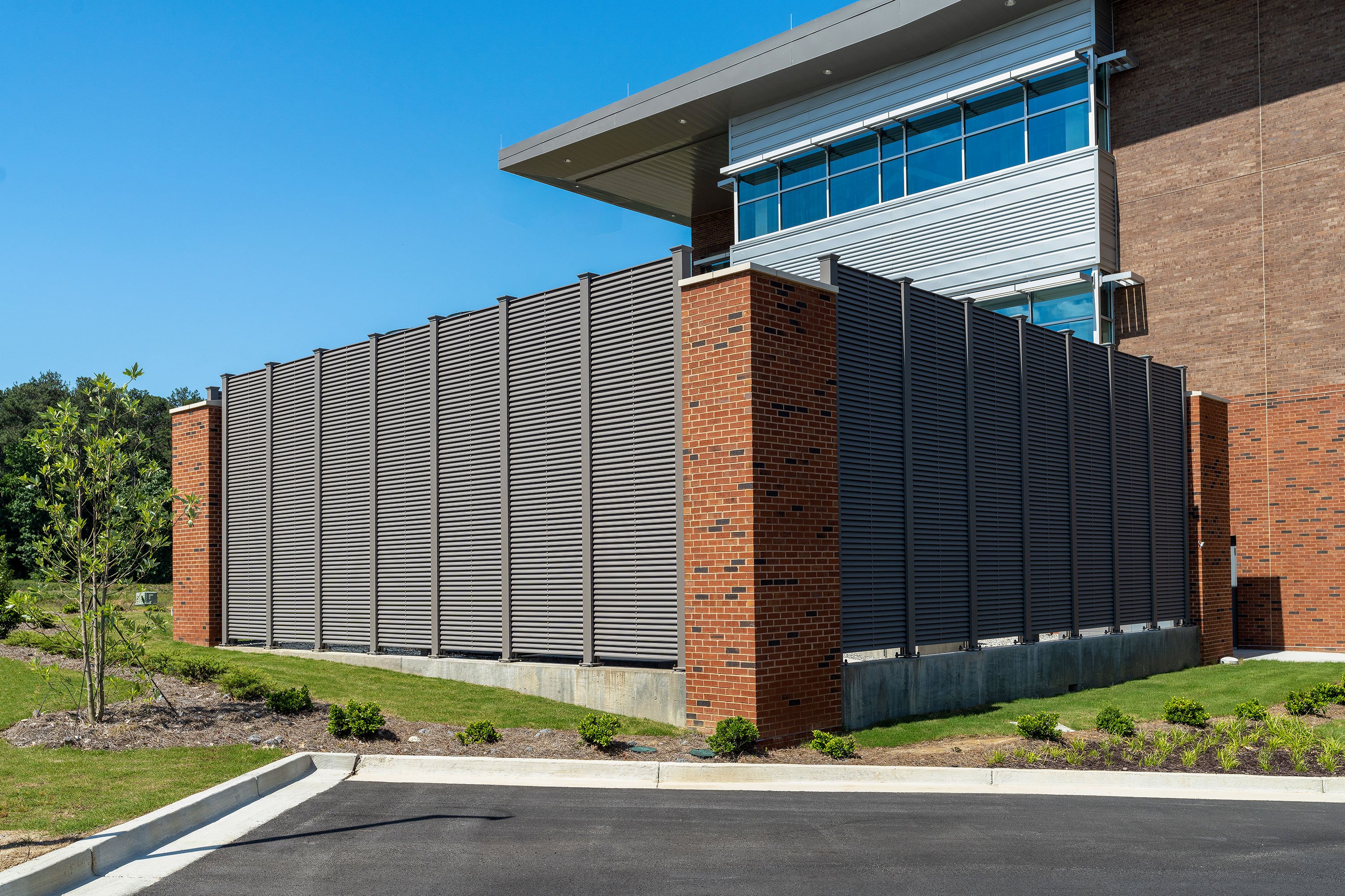 Enclosures & Walls Gallery - Cityscapes, Inc.